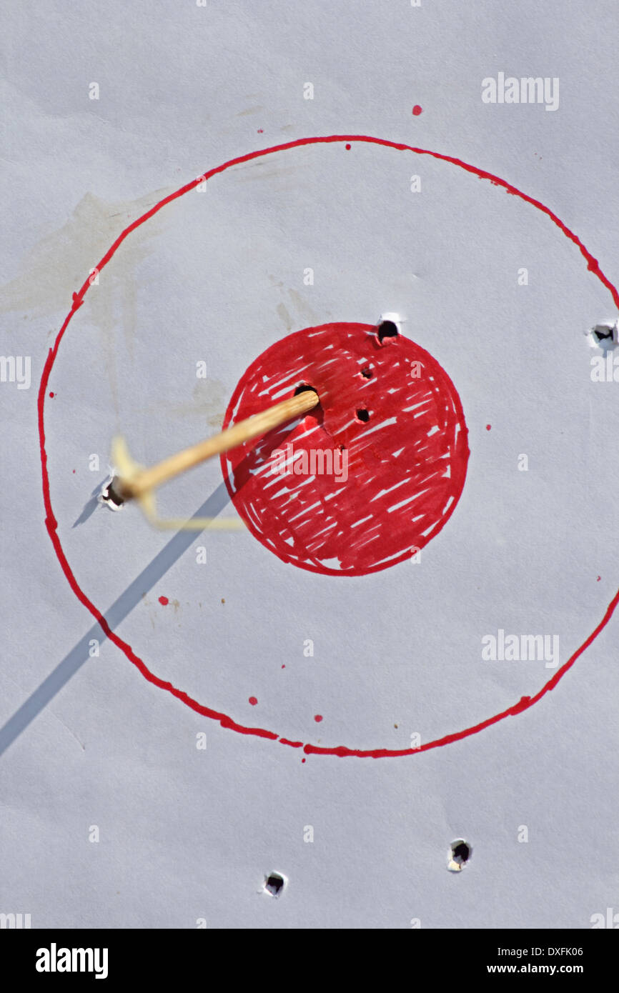 Shooting targets hi-res stock photography and images - Alamy