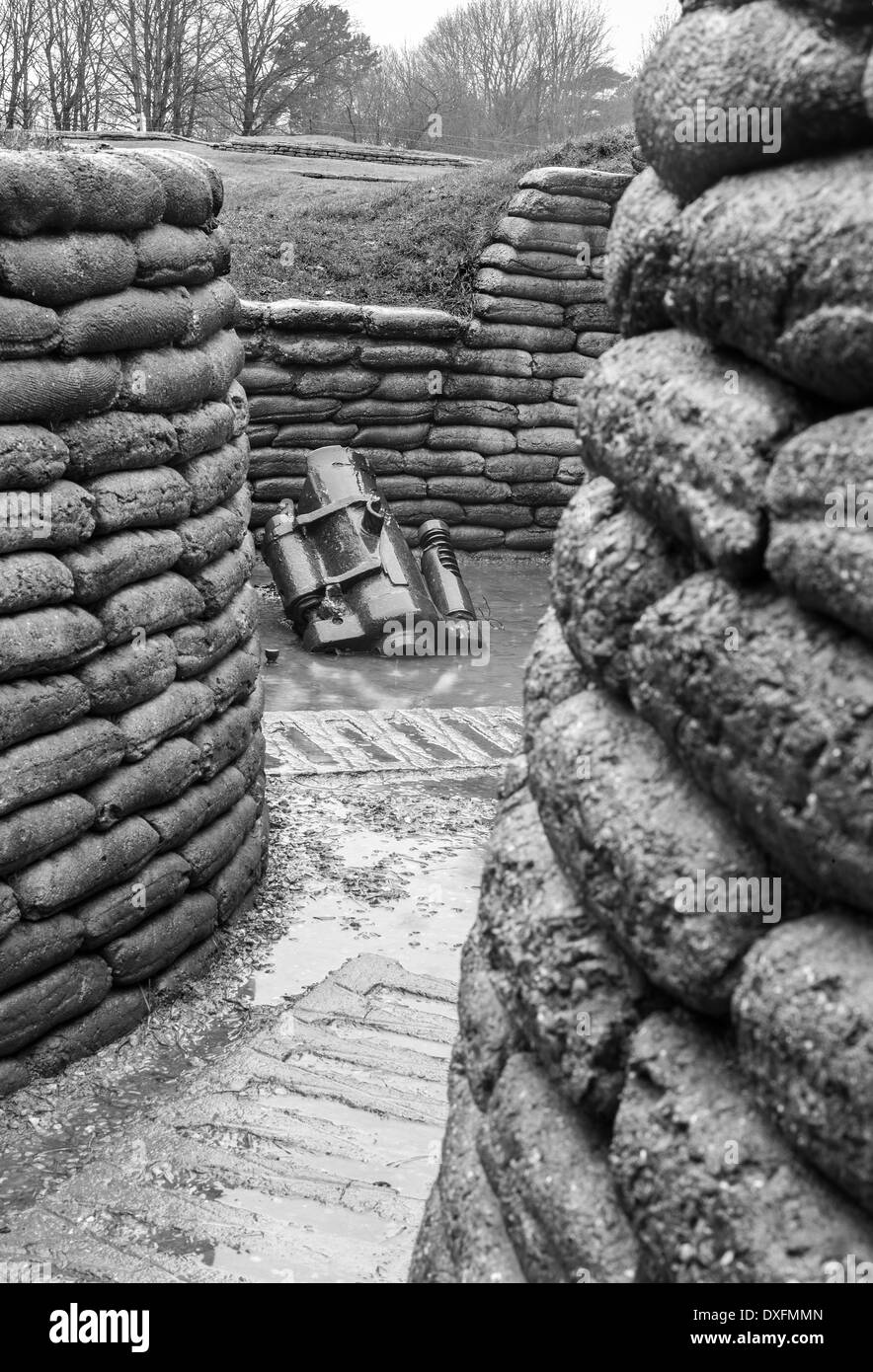 Ww1 trenches hi-res stock photography and images - Alamy