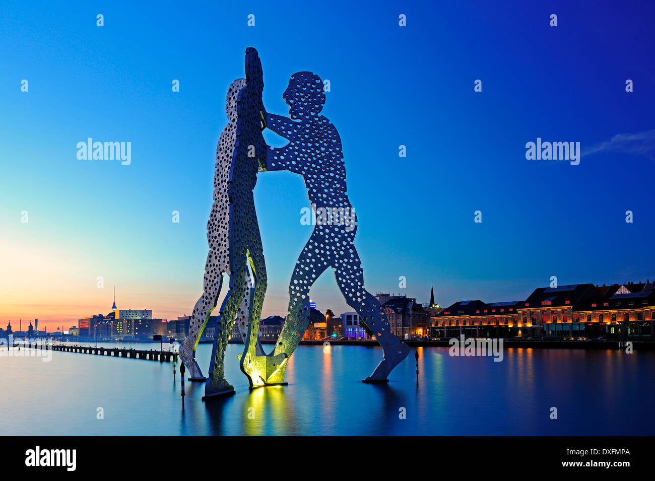 Statue Molecule Man, artist Jonathan Borofsky, River Spree, Berlin ...