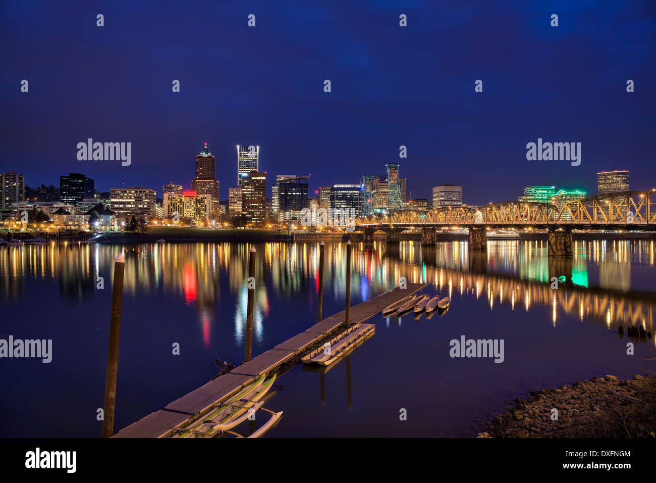Portland oregon marina hi-res stock photography and images - Alamy