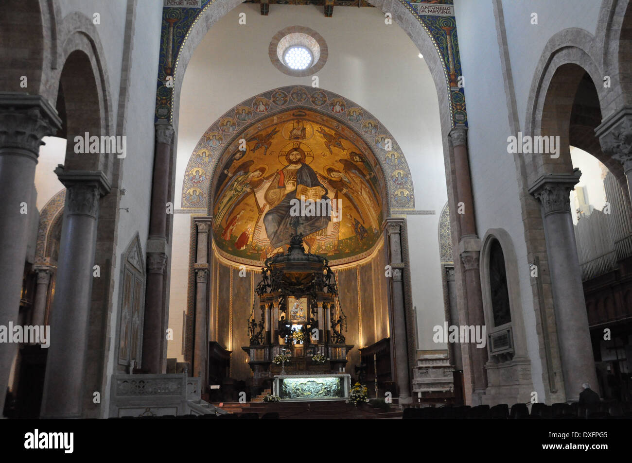 Duomo messina hi-res stock photography and images - Alamy