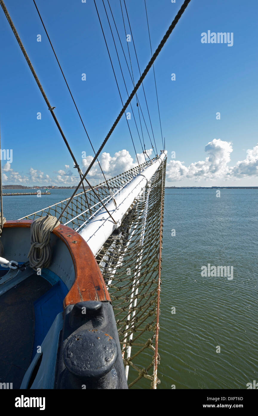 Prow, Sailing ship Gorch Fock I, old port, Hanseatic city of Stralsund ...