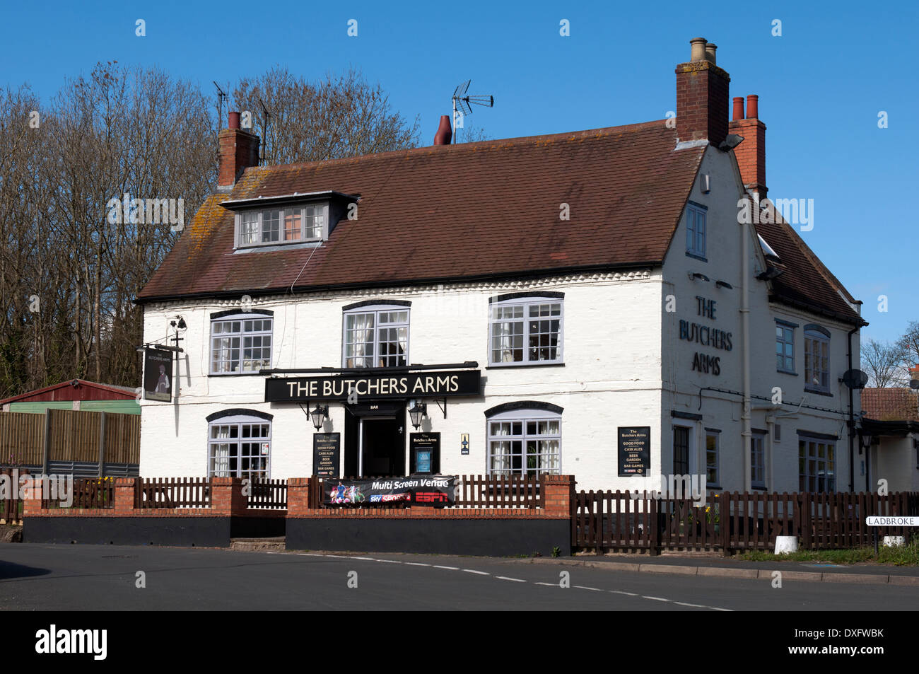 The Butchers Arms pub, Bishop`s Itchington, Warwickshire, England, UK ...