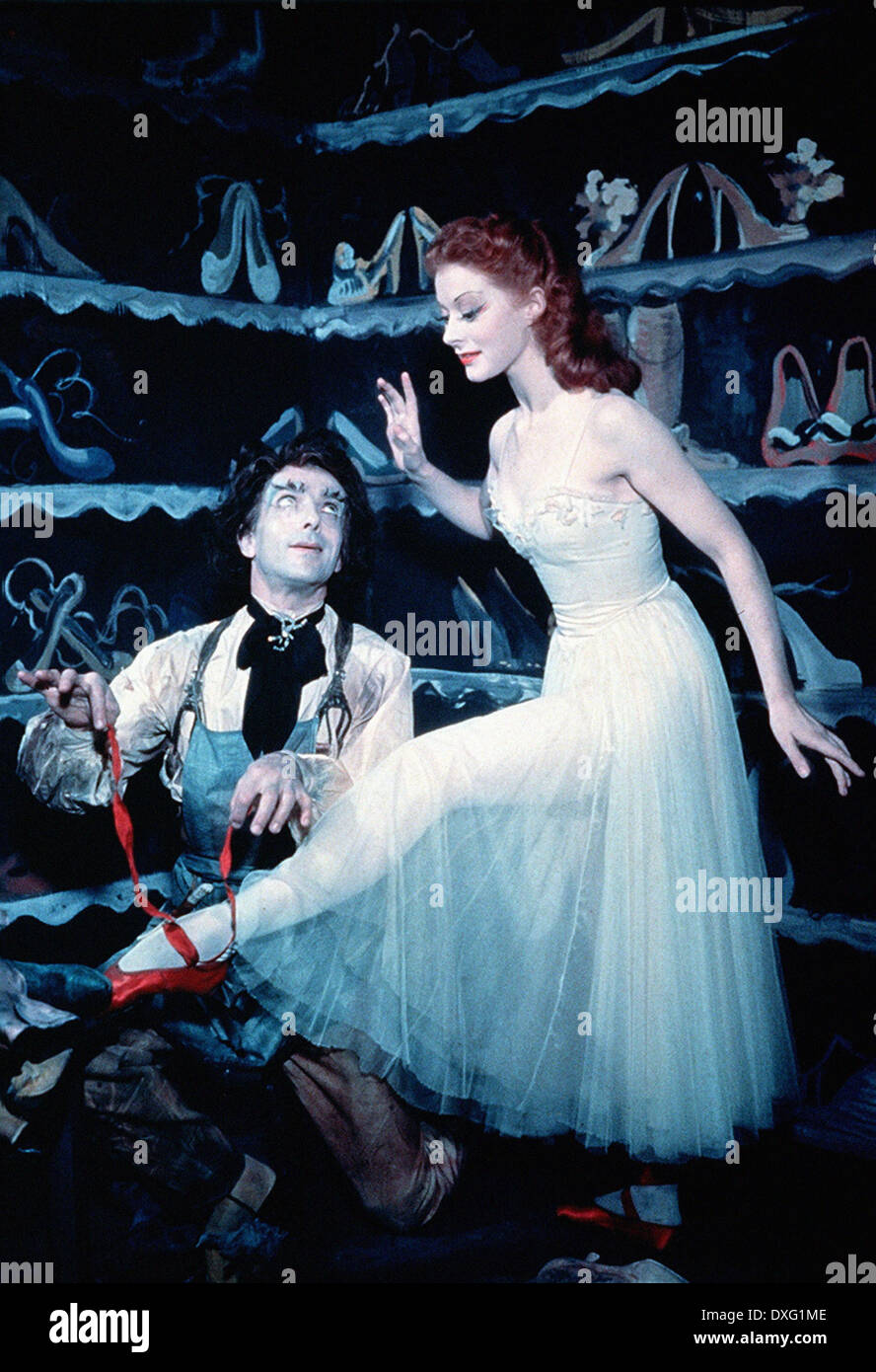 1948 the red shoes hi-res stock photography and images - Alamy