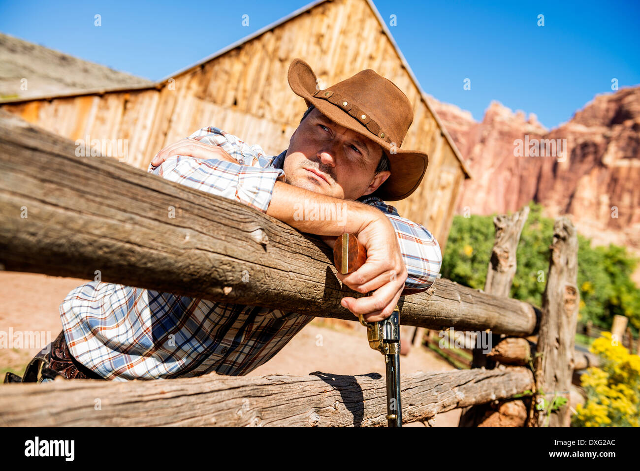 SOUTH WEST - A cowboy takes time to rest and reflect Stock Photo - Alamy