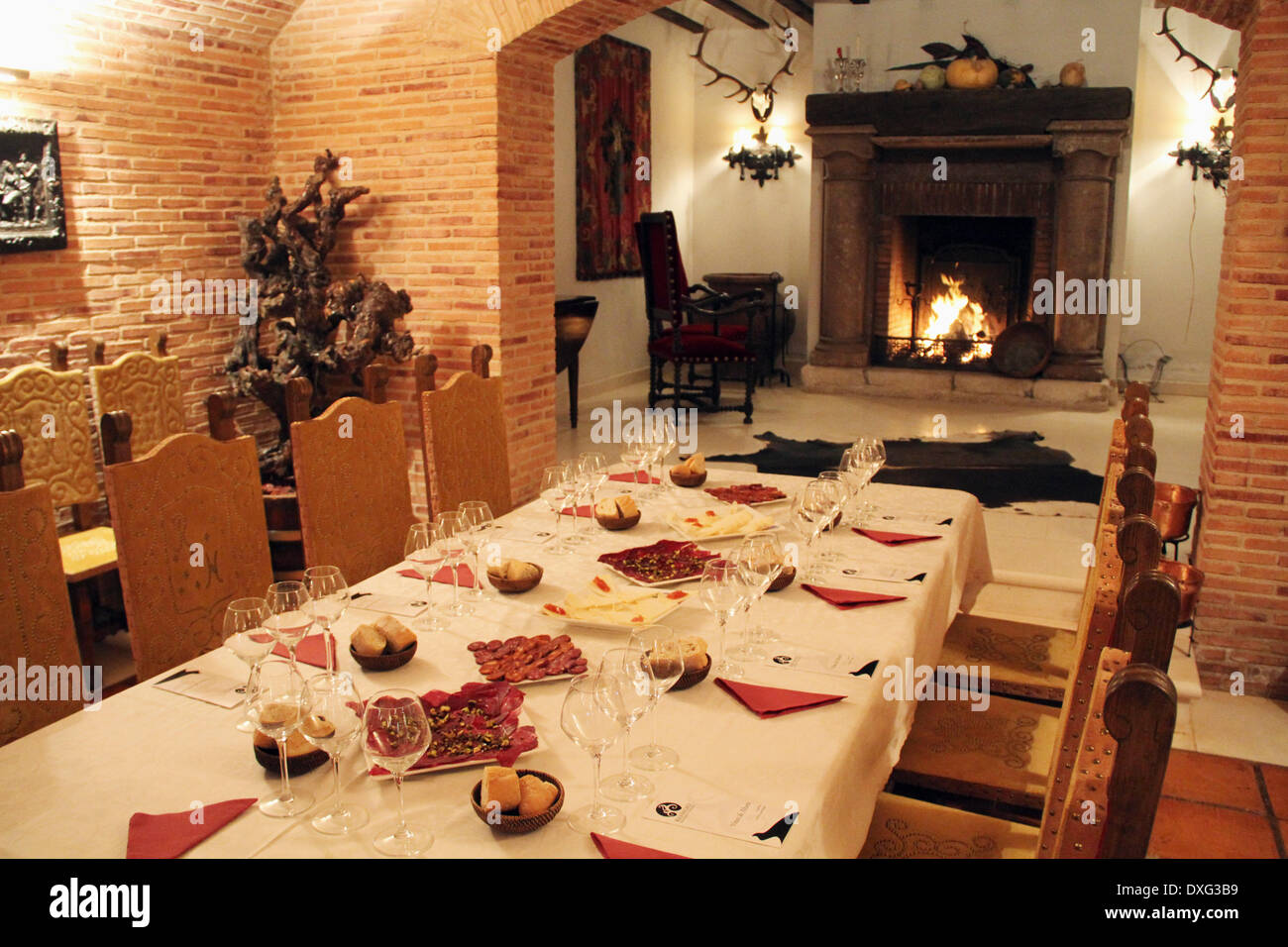 Tapas photos hi-res stock photography and images - Alamy