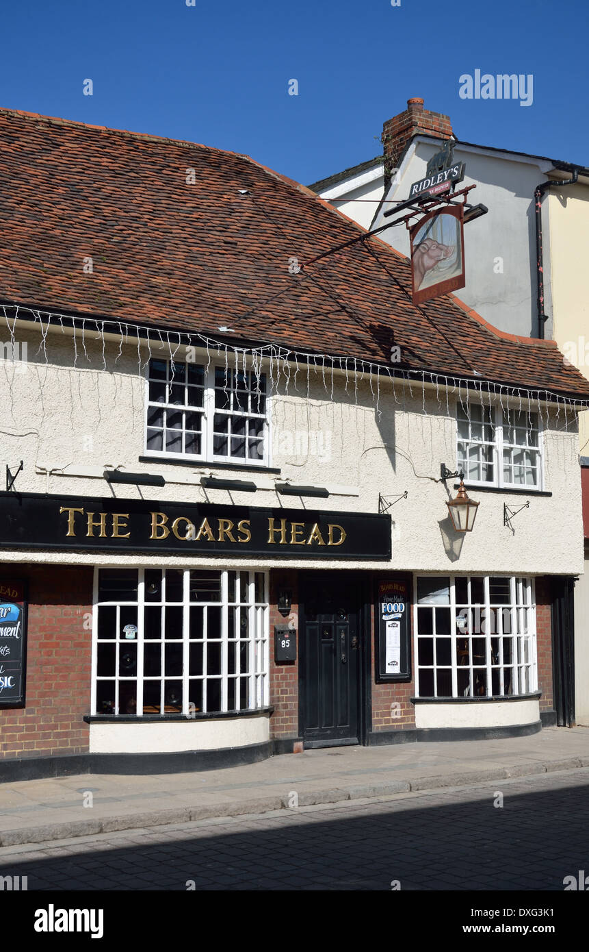 The Boars Head traditional pub Stock Photo - Alamy