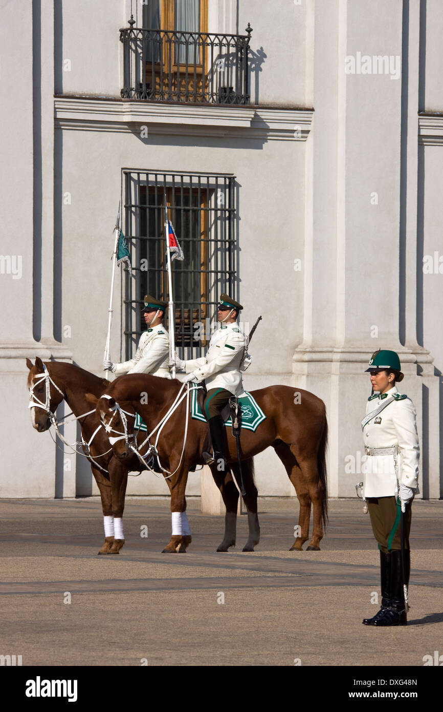 Carabineros de Chile changing the guard at the Presidential Palace in ...
