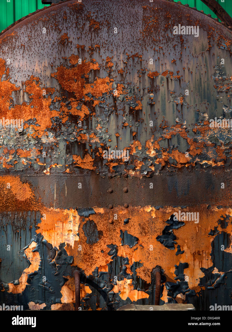 Rusty and crumbling hi-res stock photography and images - Alamy