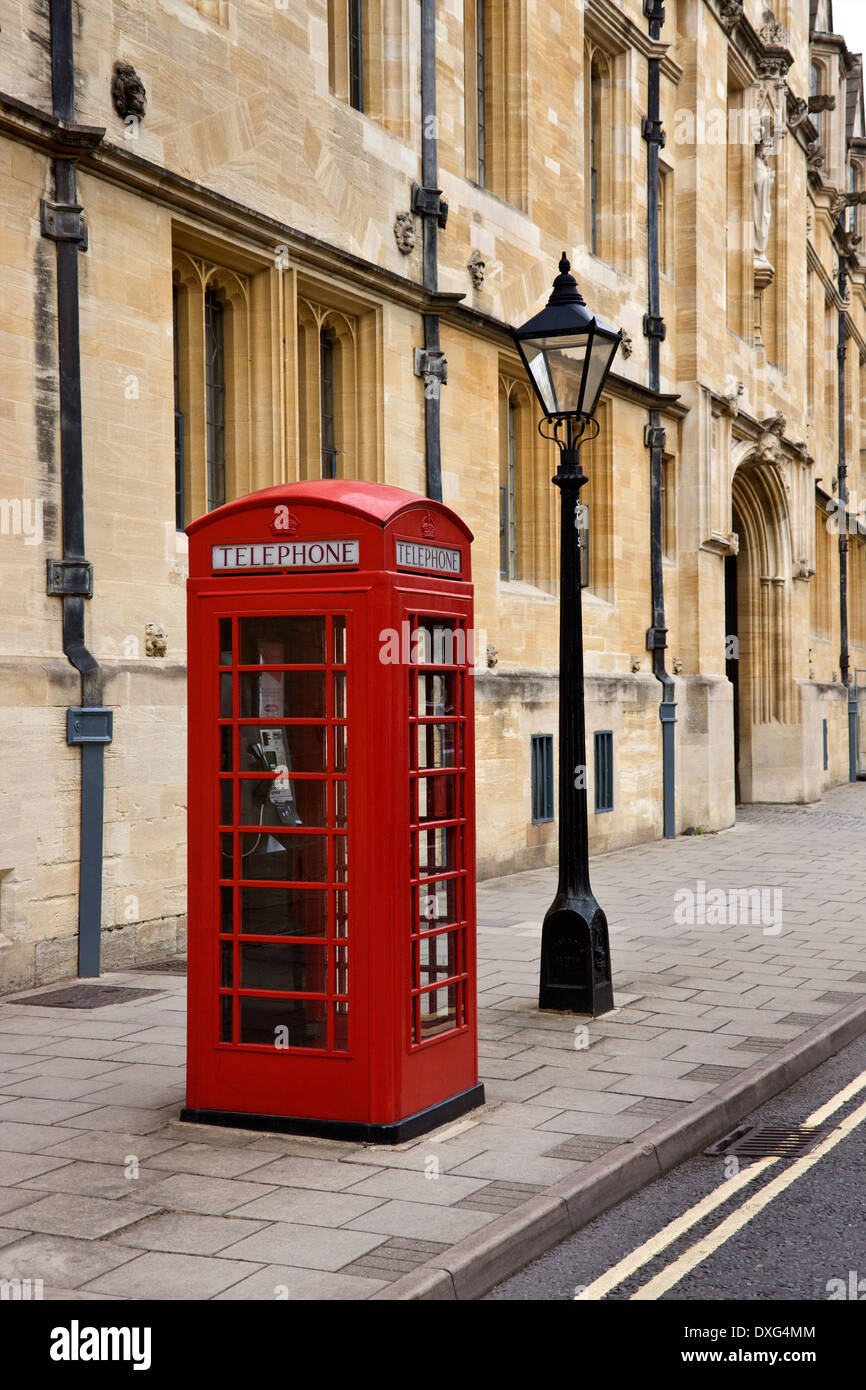 Oxford style hi-res stock photography and images - Alamy