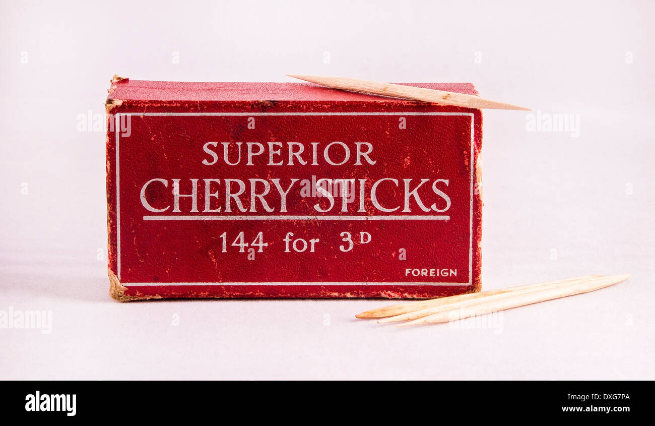 Box with sticks hi-res stock photography and images - Alamy