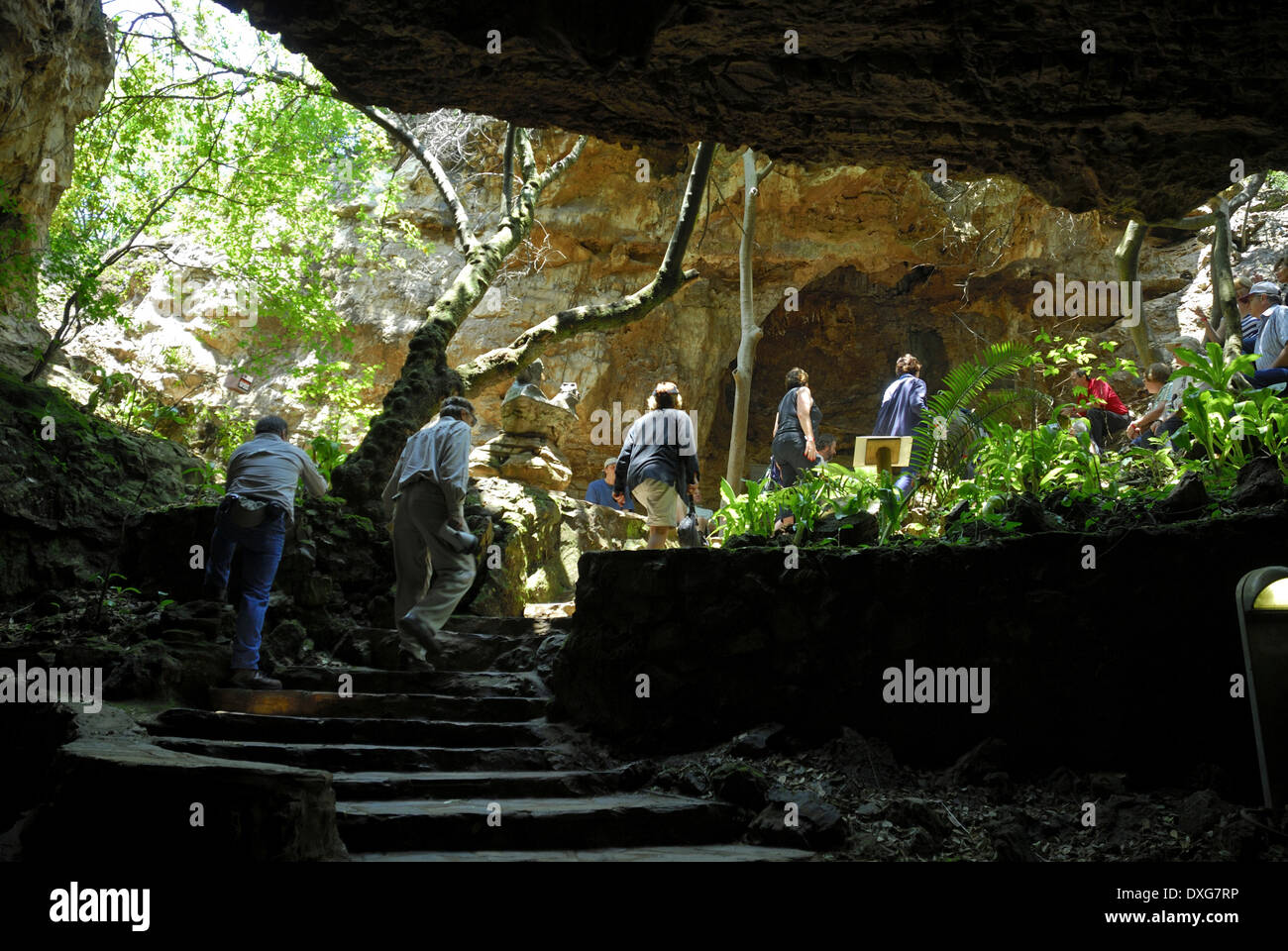 Entrance to Sterkfontein Caves, Gauteng, South Africa Stock Photo - Alamy Entrance to Sterkfontein Caves, Gauteng, South Africa Stock Photo - Alamy
