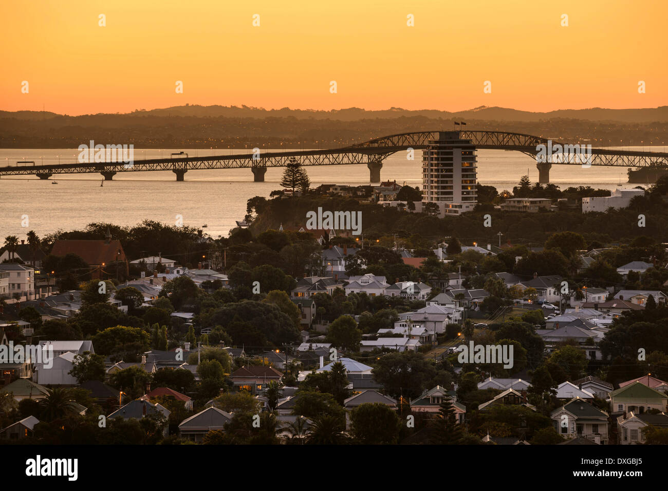 Harbour bridge auckland hi-res stock photography and images - Alamy
