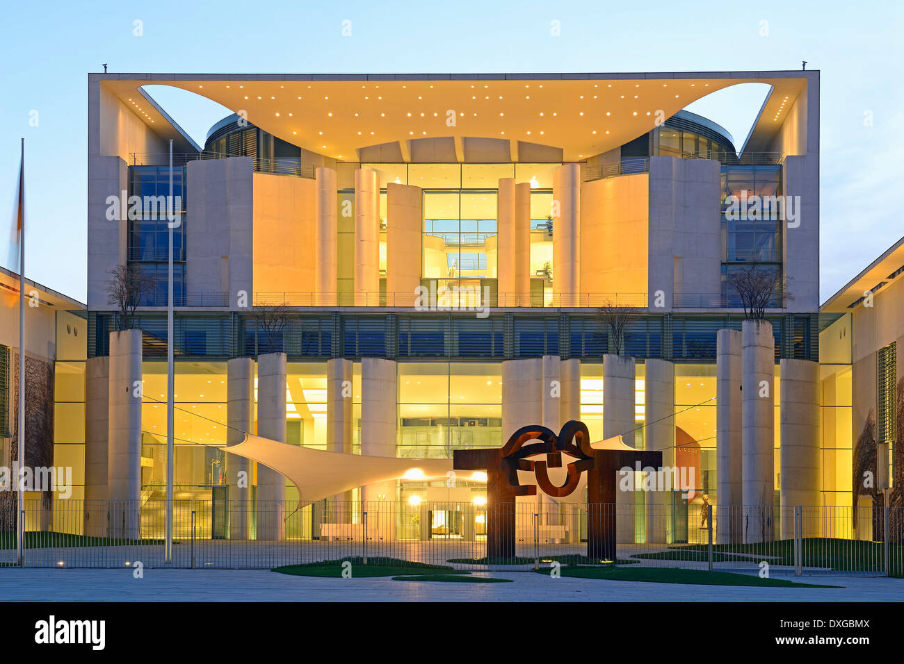 Federal chancellery hi-res stock photography and images - Alamy