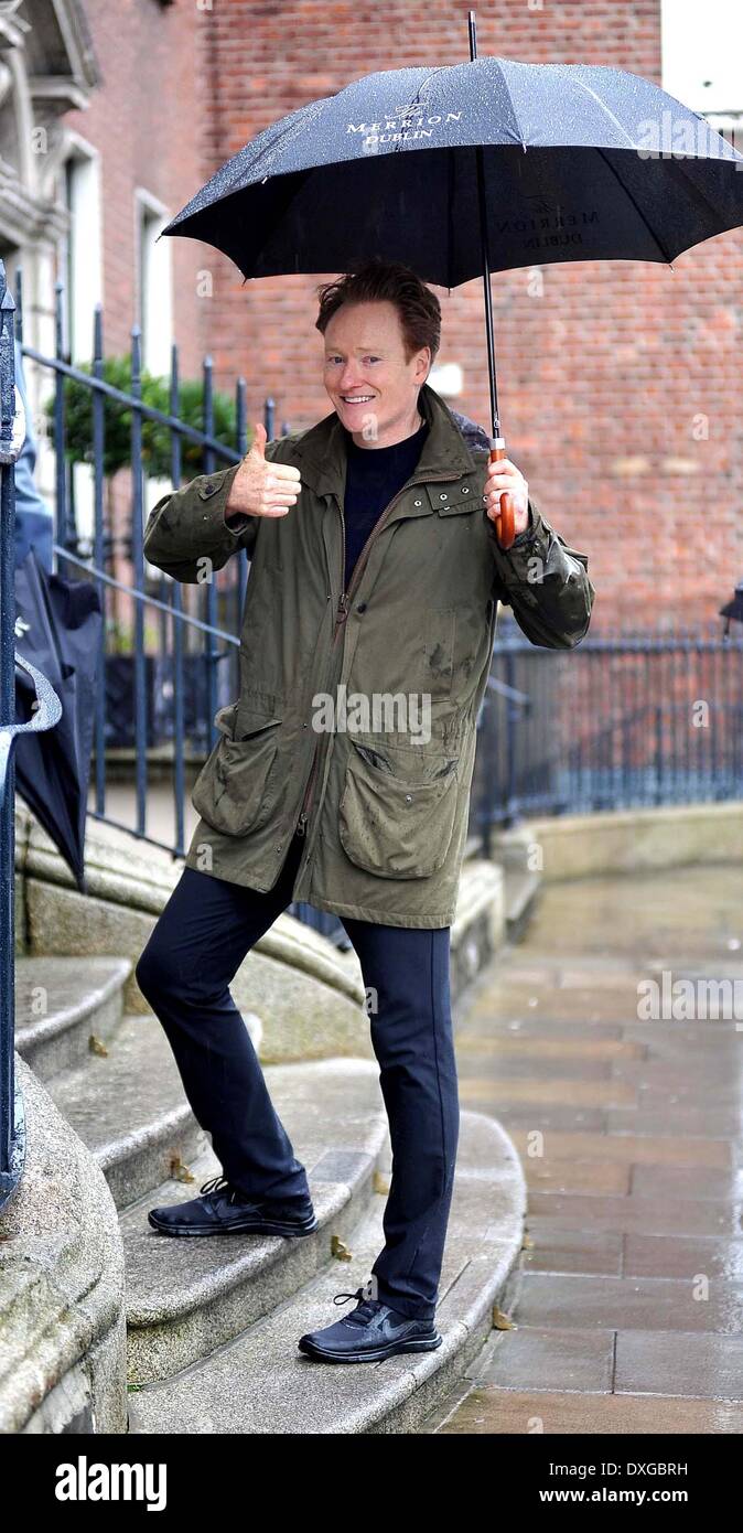 Conan obrien along wife daughters hi-res stock photography and images ...