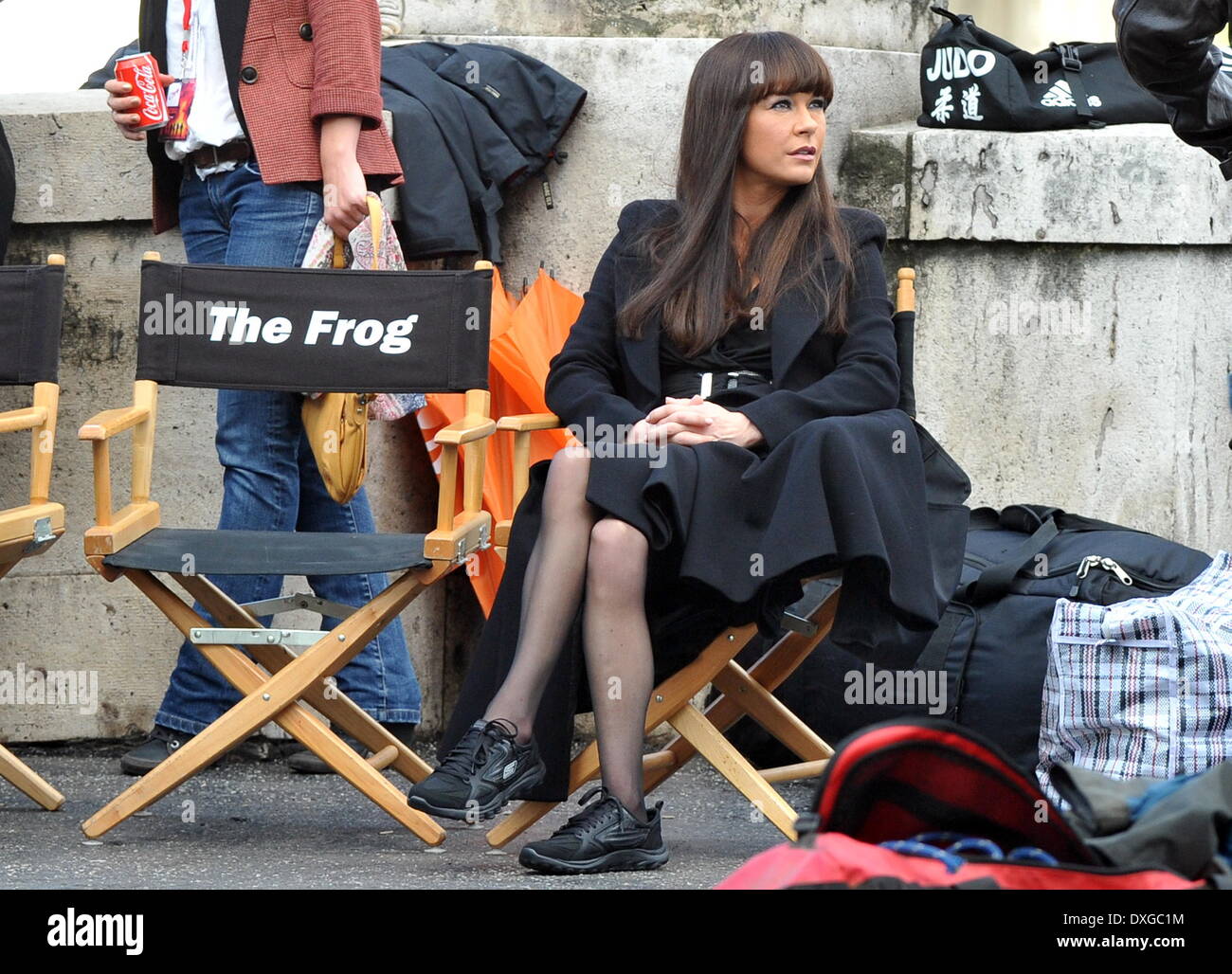 Catherine Zeta-Jones filming scenes for the upcoming movie sequel 'Red ...