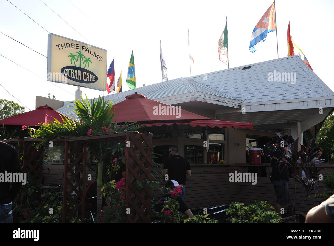 Atmosphere The Kardashian sisters at Three Palms restaurant for lunch ...