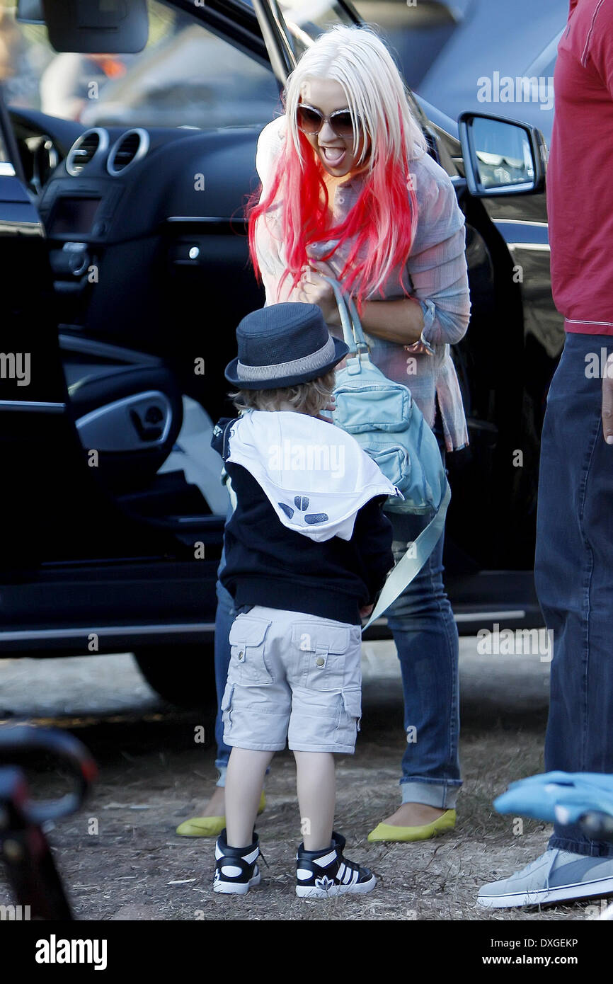 Max Bratman and Christina Aguilera Christina Aguilera enjoys a day at Mr. Bones Pumpkin Patch ...