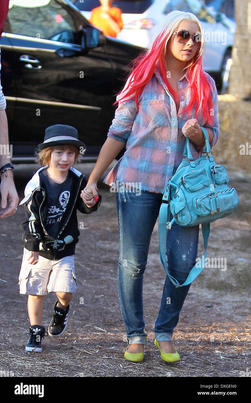 Christina Aguilera and Max Bratman Christina Aguilera enjoys a day at Mr. Bones Pumpkin Patch ...
