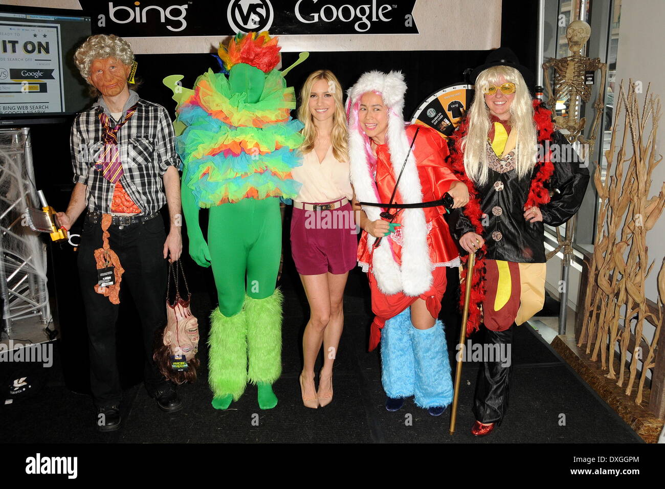 Bing it on challenge hi-res stock photography and images - Alamy