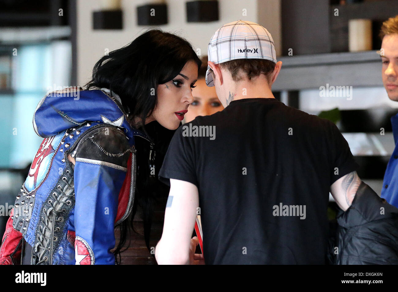 Deadmau5 aka joel zimmerman kat hi-res stock photography and images - Alamy