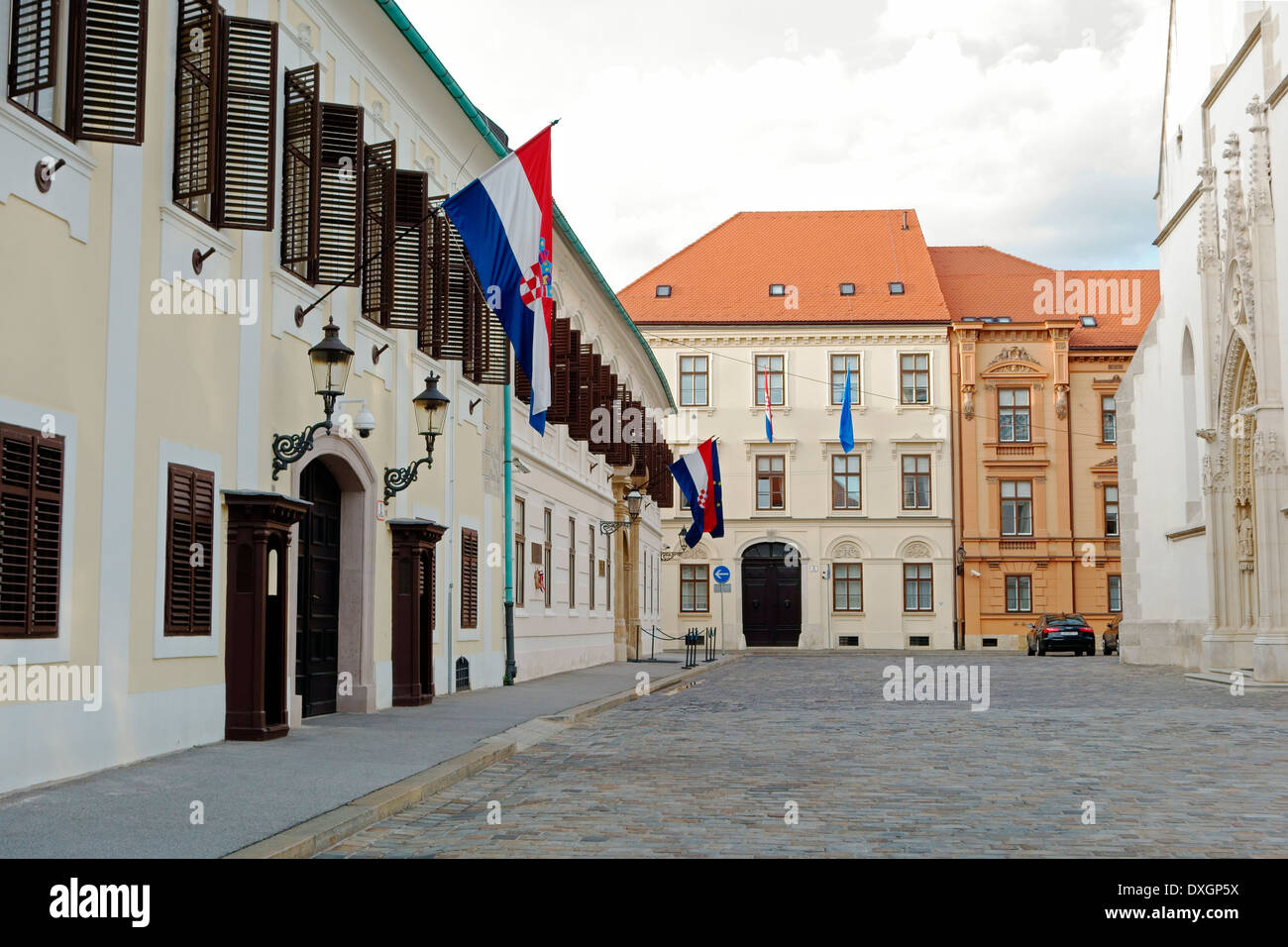 Banski hi-res stock photography and images - Alamy