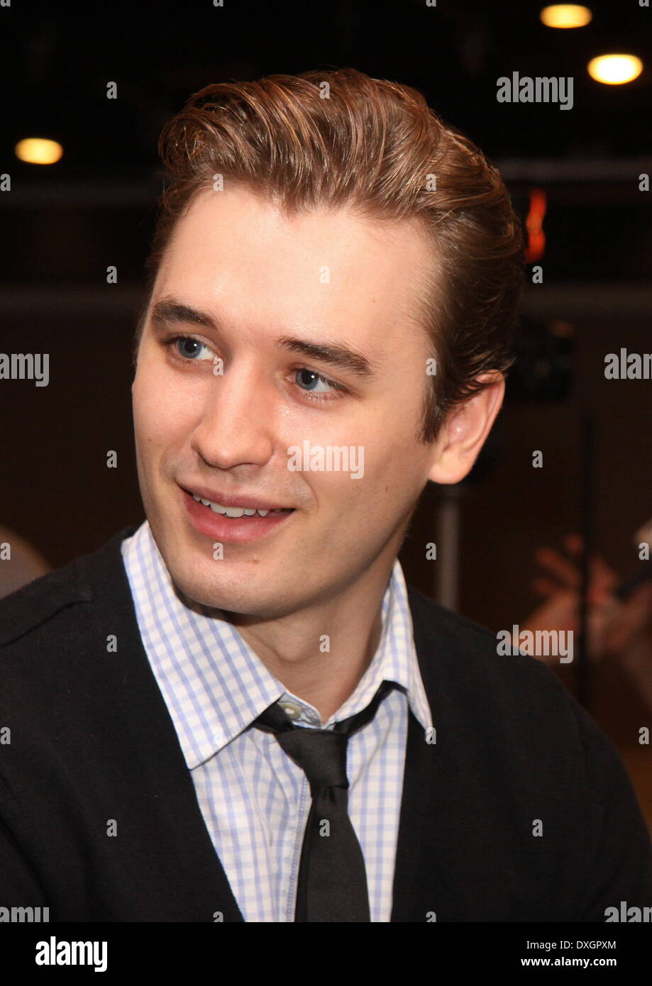 Seth Numrich High Resolution Stock Photography and Images - Alamy