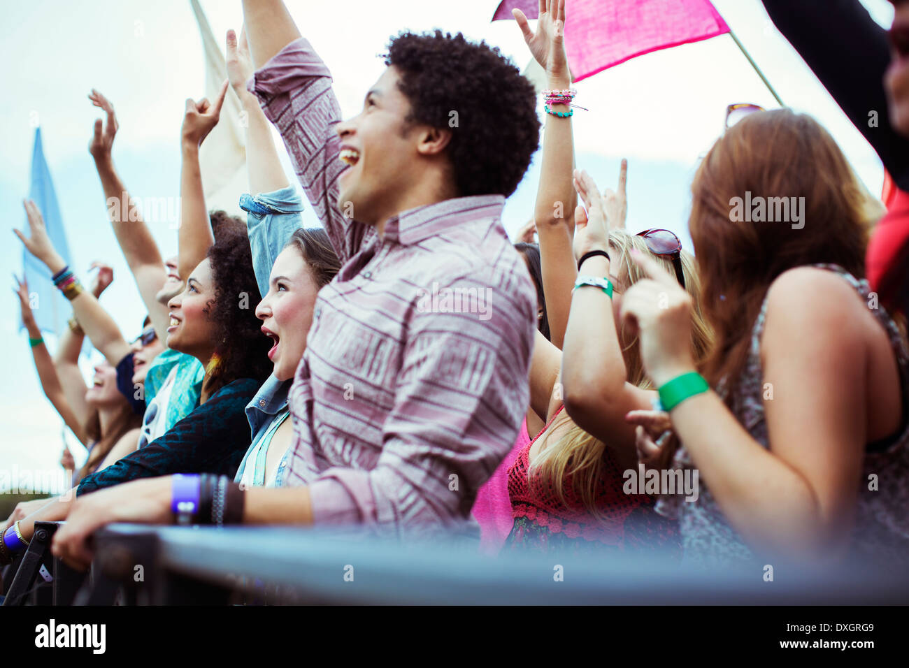 Cheering black men hi-res stock photography and images - Alamy