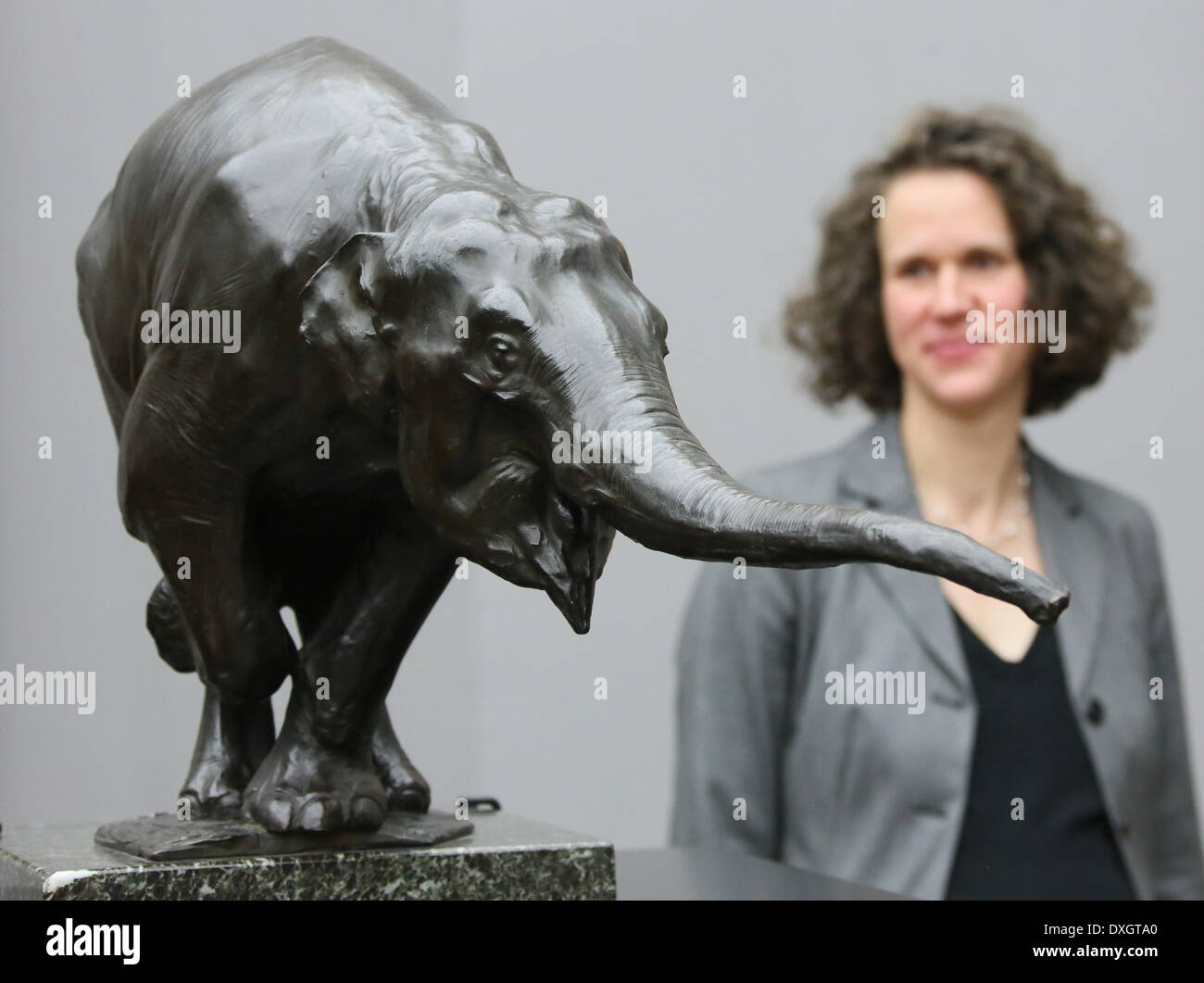 Rembrandt bugatti elephant hi-res stock photography and images - Alamy