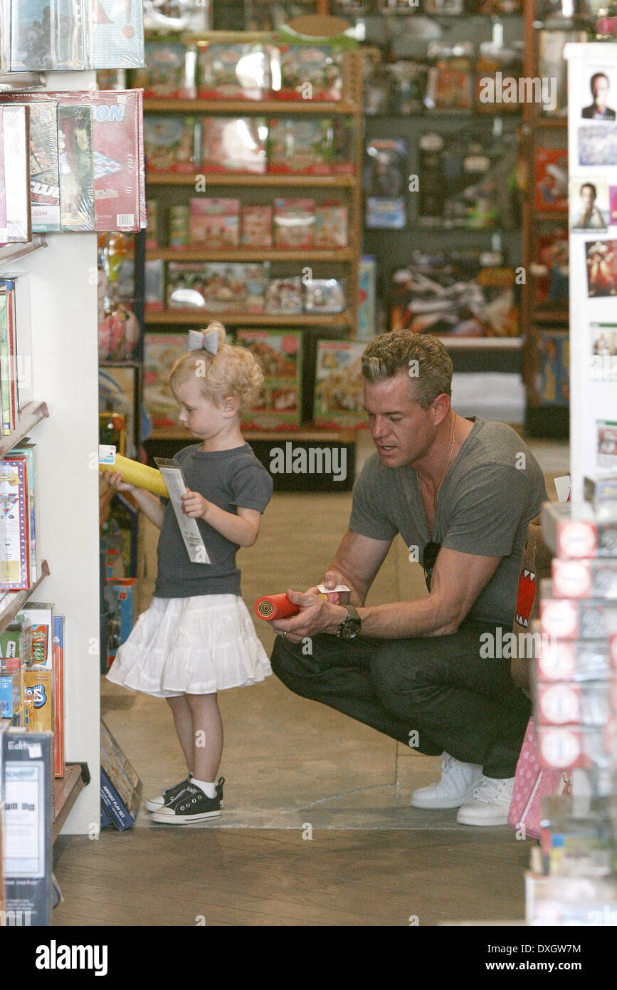 Eric Dane and daughter Billie Beatrice Dane go shopping together at a ...