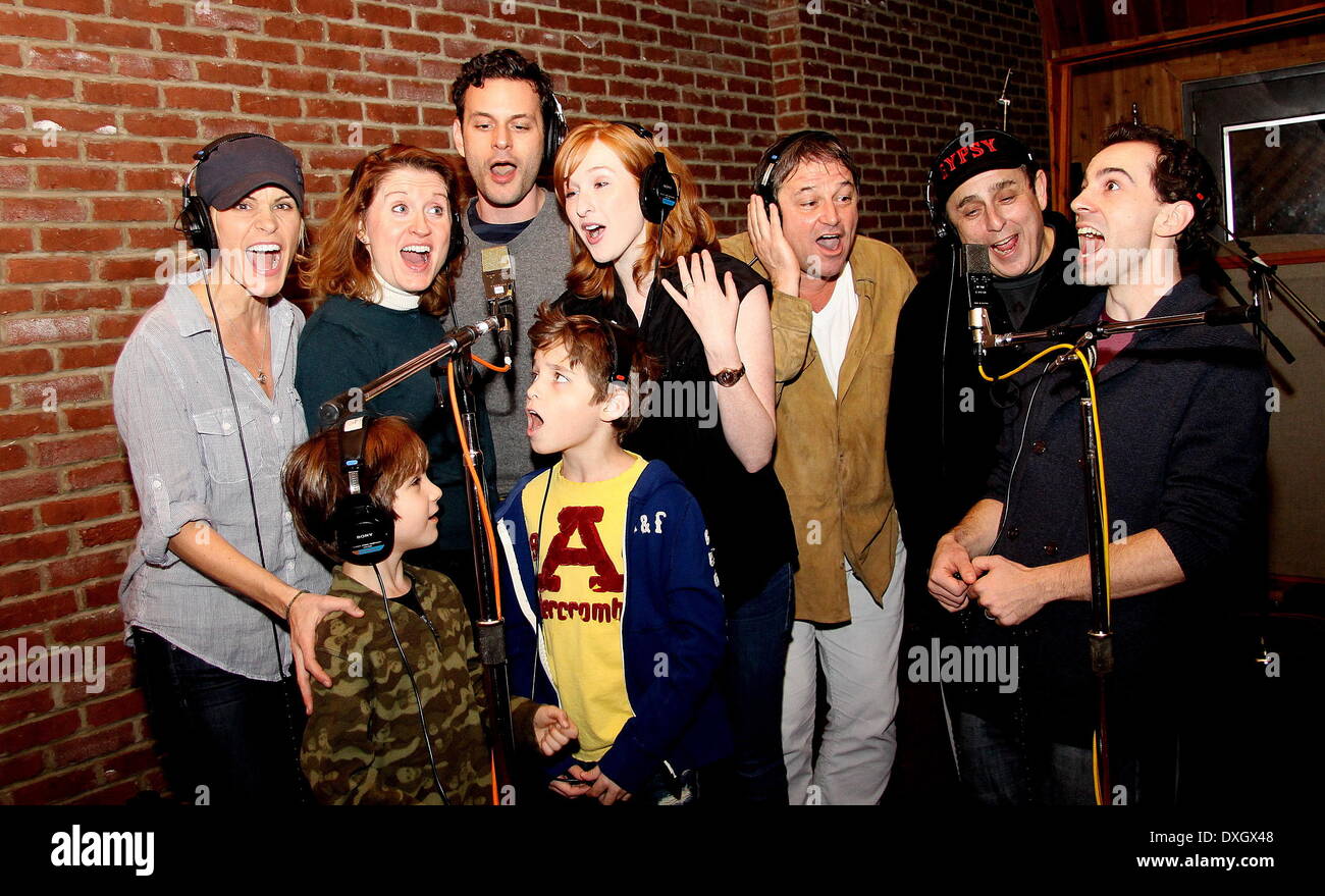 Jenn Colella, Zachary Unger, Christiane Noll, Wayne Alan Wilcox, Erin Mackey, Ethan Khusidman ...