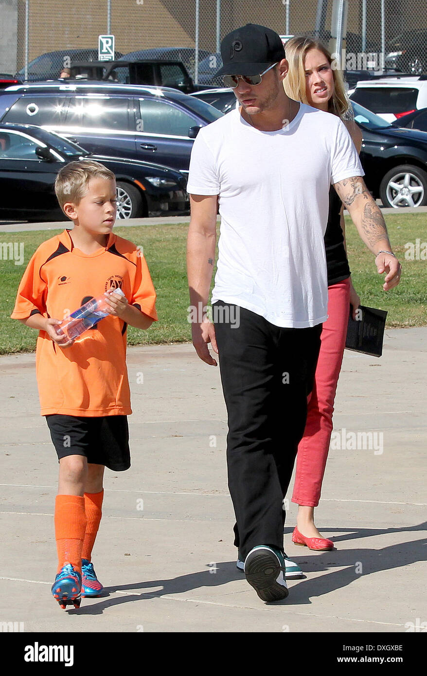 Deacon Phillippe, Paulina Slagter, Ryan Phillippe Ryan Phillippe at a ...