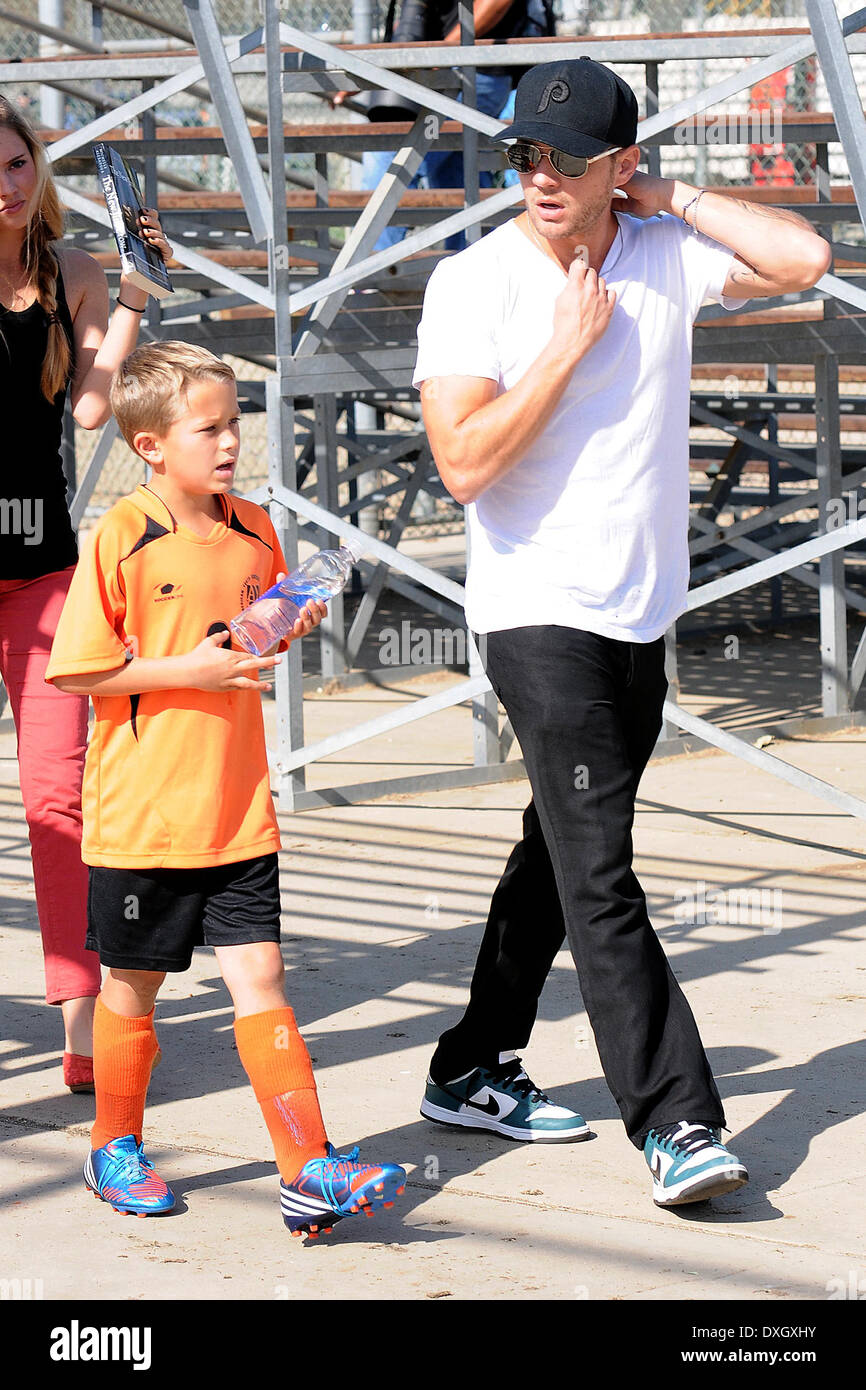 Paulina Slagter, Deacon Phillippe, and Ryan Phillippe Ryan Phillippe at ...