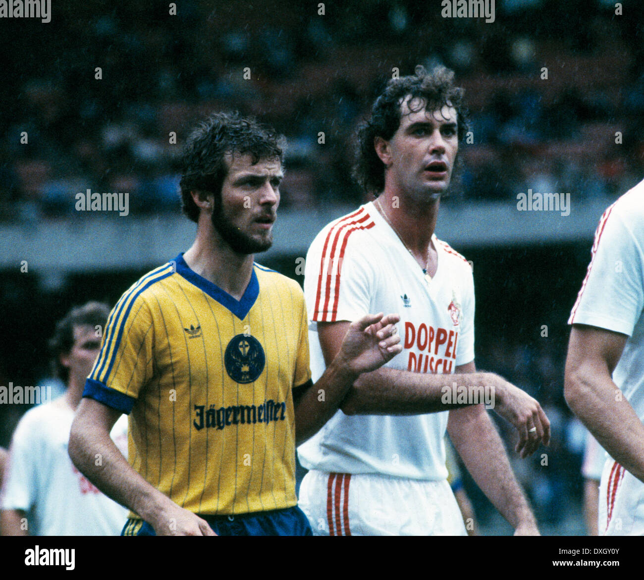 football, Bundesliga, 1983/1984, Muengersdorf Stadium, 1. FC Cologne ...