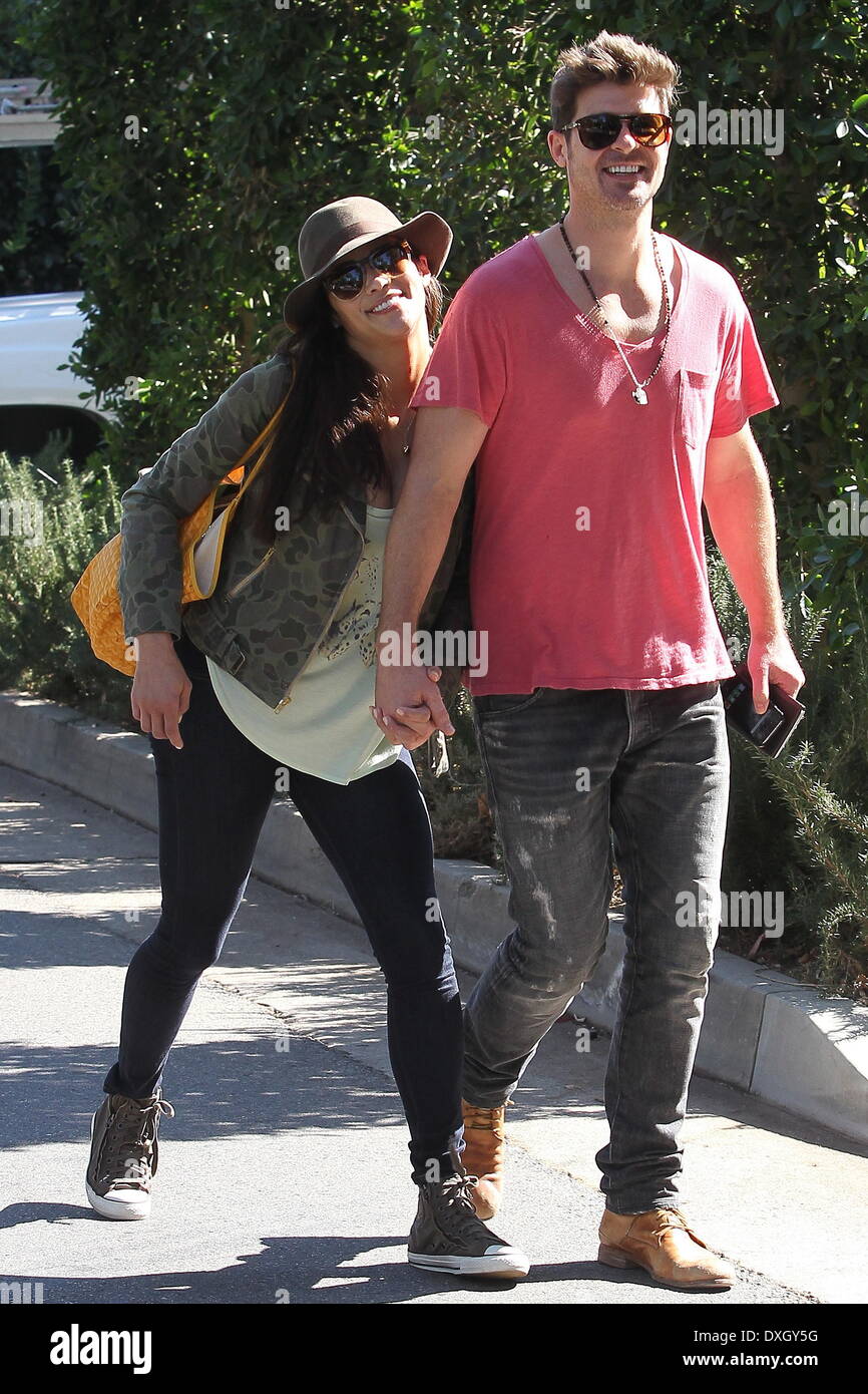 Paula Patton And Robin Thicke 16
