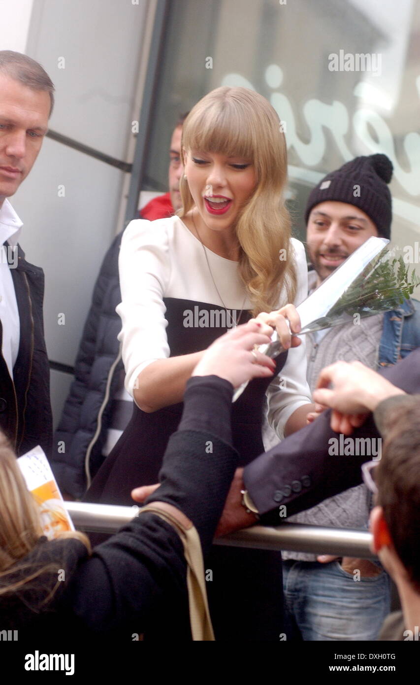 Taylor Swift arrives at the NRJ studios Paris. France - 08.11.12 ...