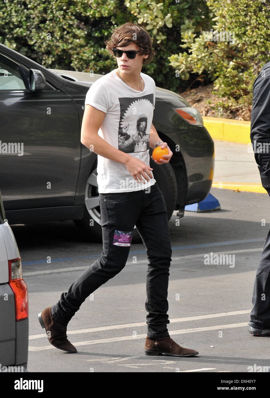 Harry Styles One Direction band members arriving at the X Factor studio ...