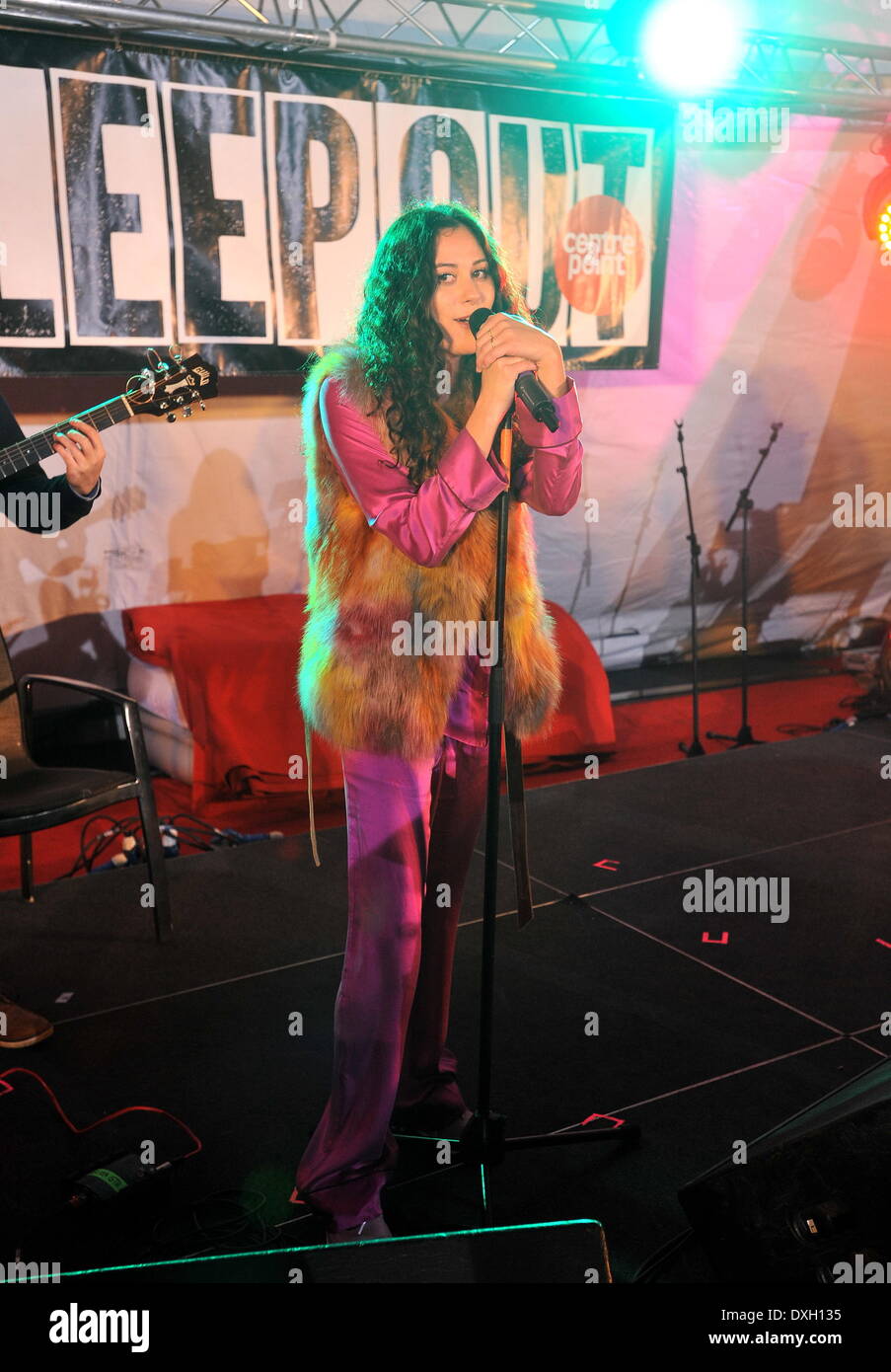 Eliza Doolittle performs live in her pyjamas during the largest ever ...