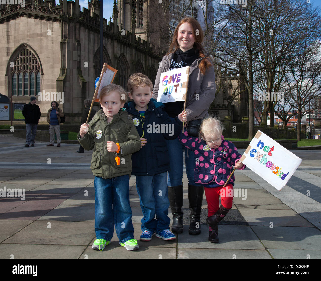 Police teaching children hi-res stock photography and images - Alamy