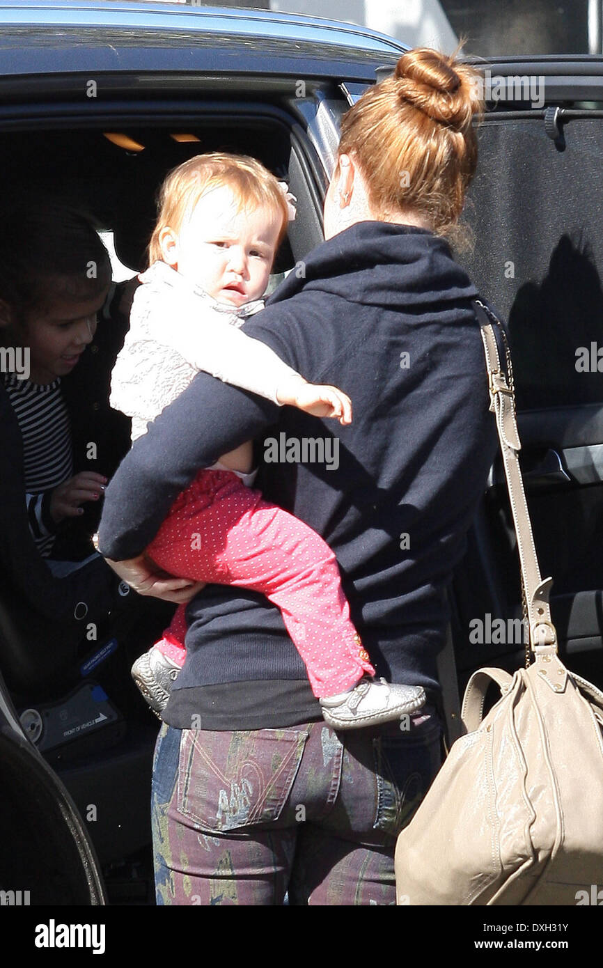 A Nanny Takes Jessica Albas Daughters Haven Garner Warren And Honor