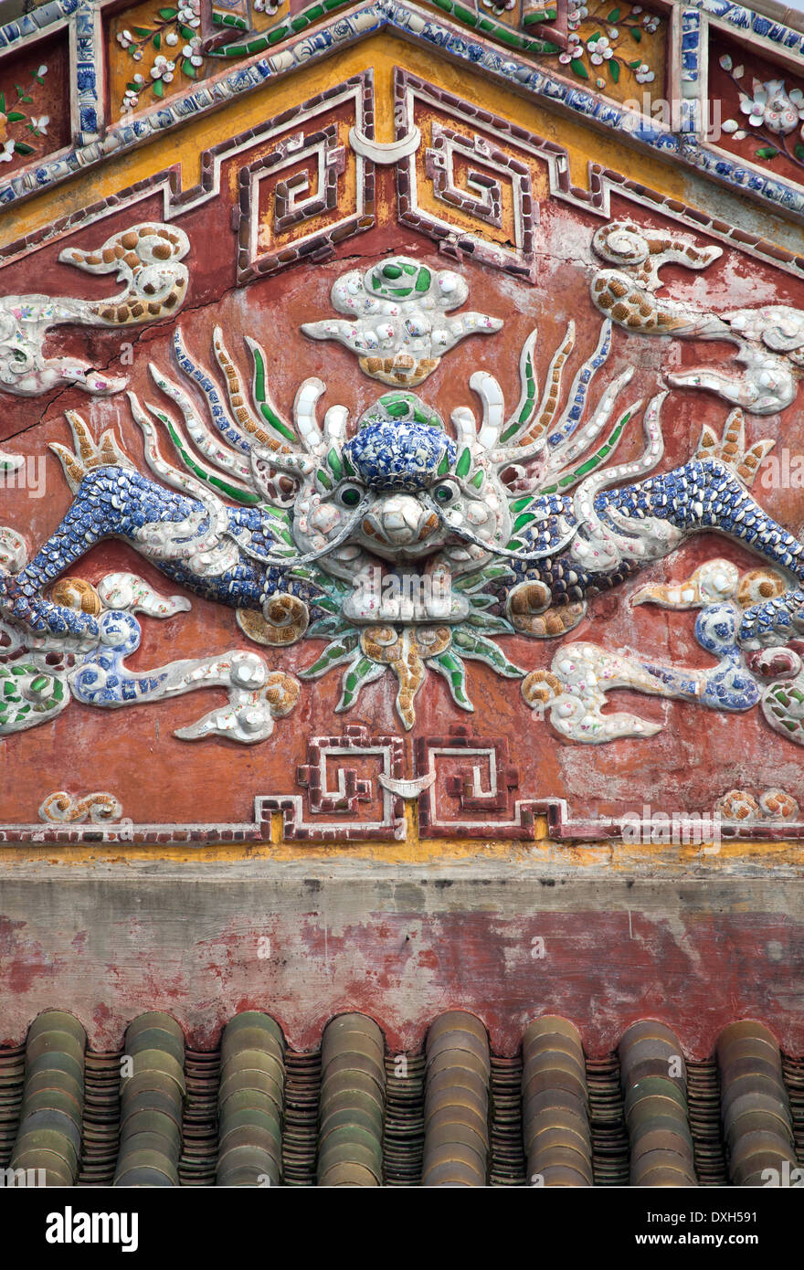 Imperial style hi-res stock photography and images - Alamy