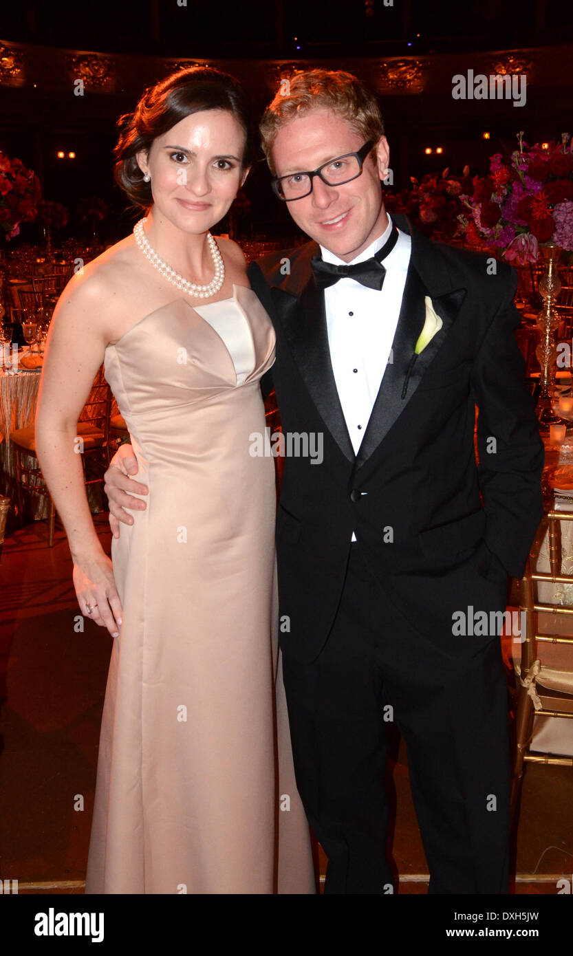 Sarena Sinder, Andrew Rosenthal The wedding of Maria Papadakis and ...