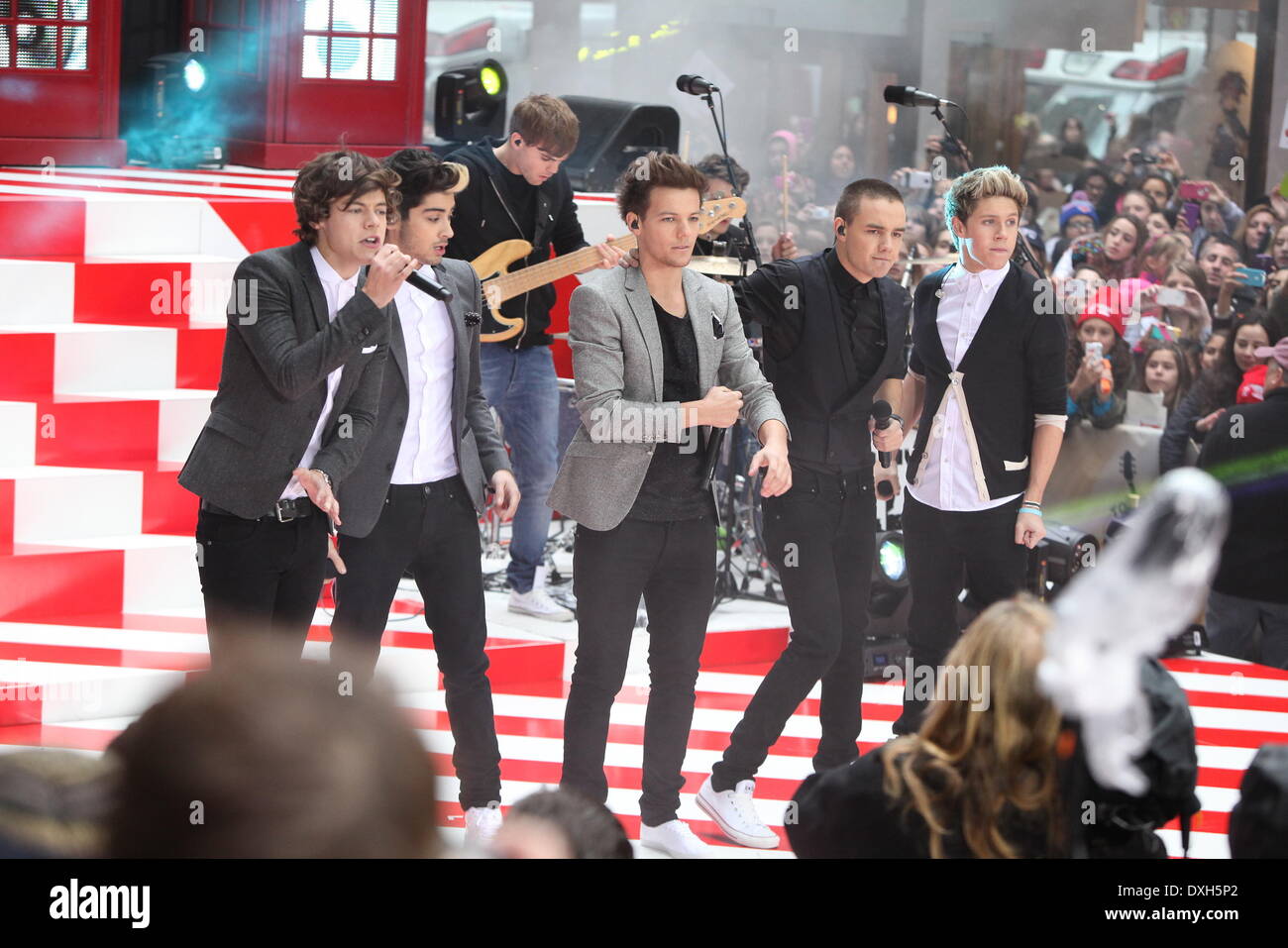 One Direction' performing live on the 'Today' show in New York City ...