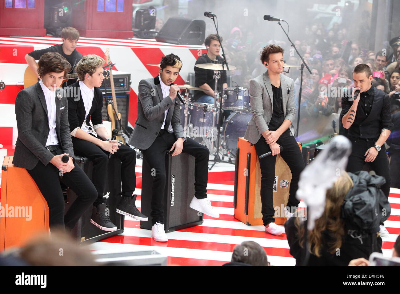 One Direction' performing live on the 'Today' show in New York City ...