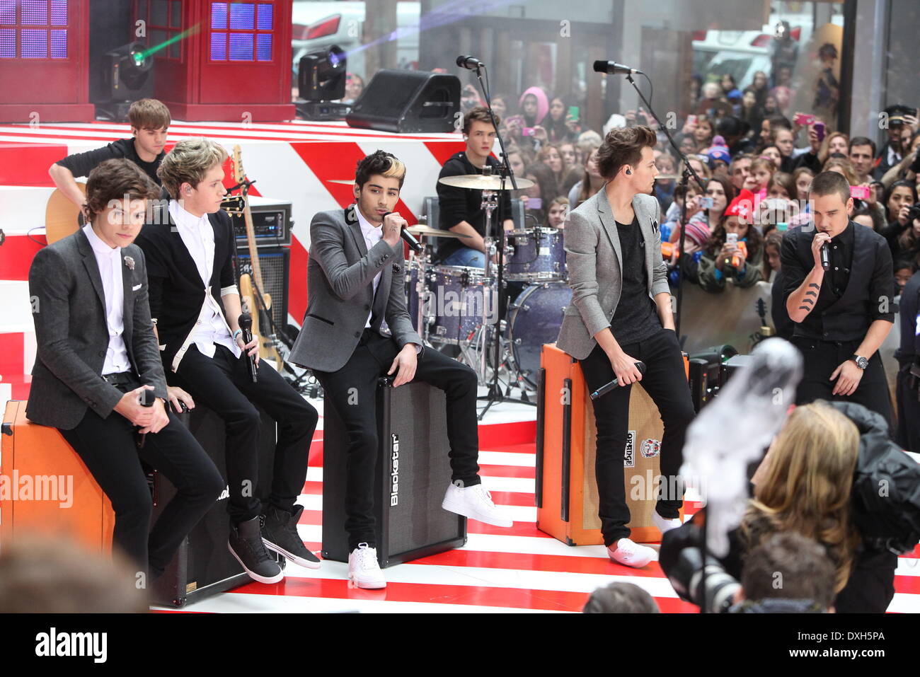 One Direction' performing live on the 'Today' show in New York City ...