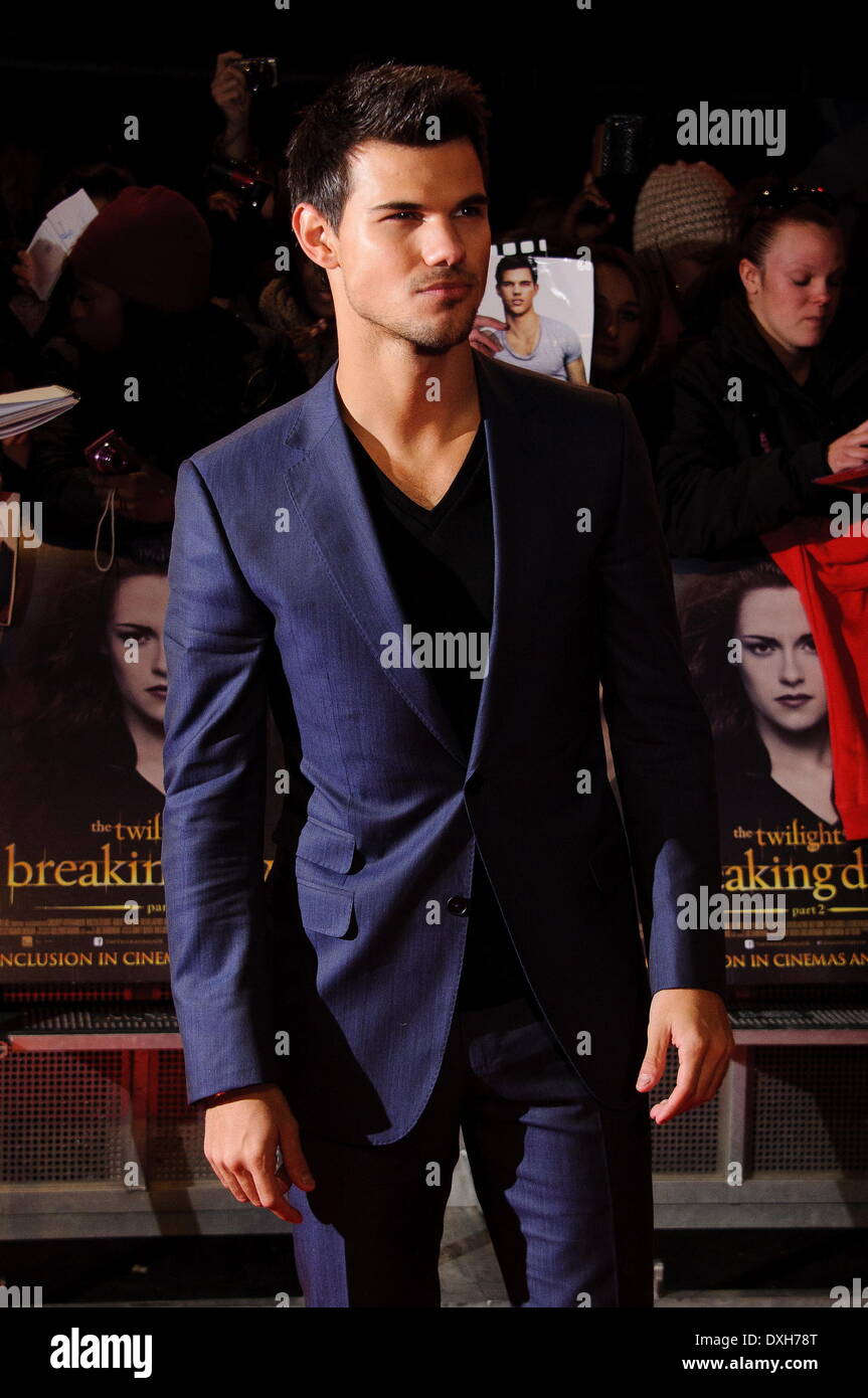 Taylor Lautner The premiere of 'The Twilight Saga: Breaking Dawn - Part ...