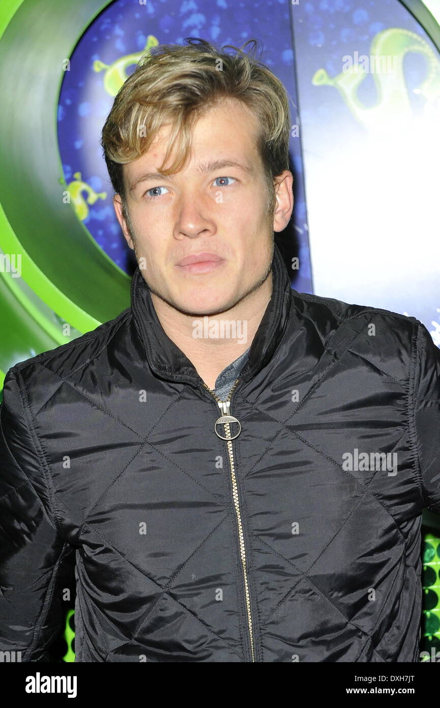 Ed Speelers Shrek the Musical at Theatre Drury Lane London, England ...