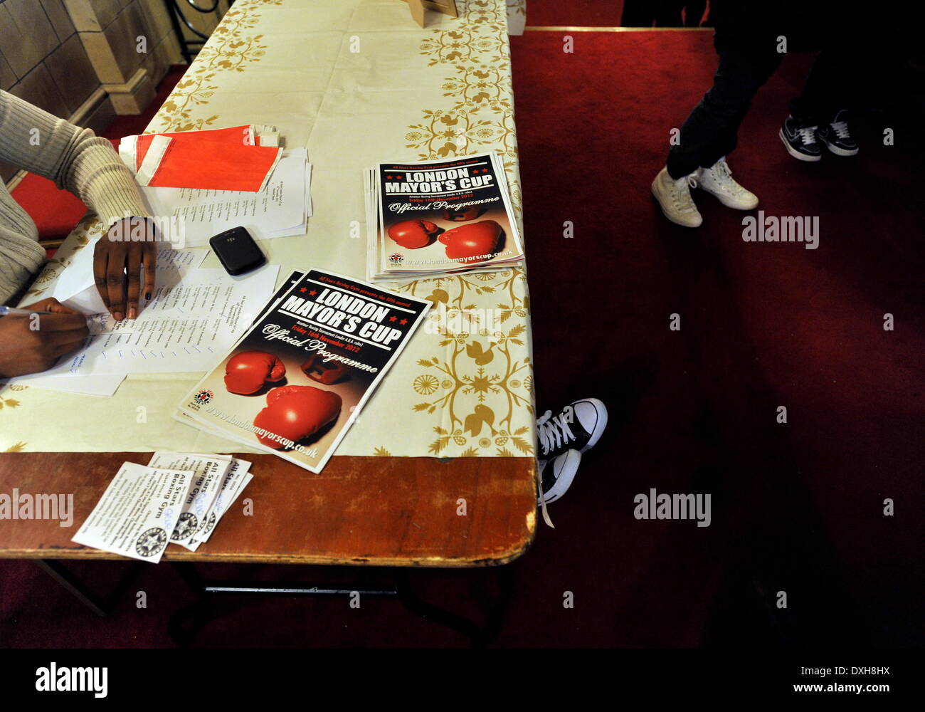 Boris johnson boxing hi-res stock photography and images - Alamy