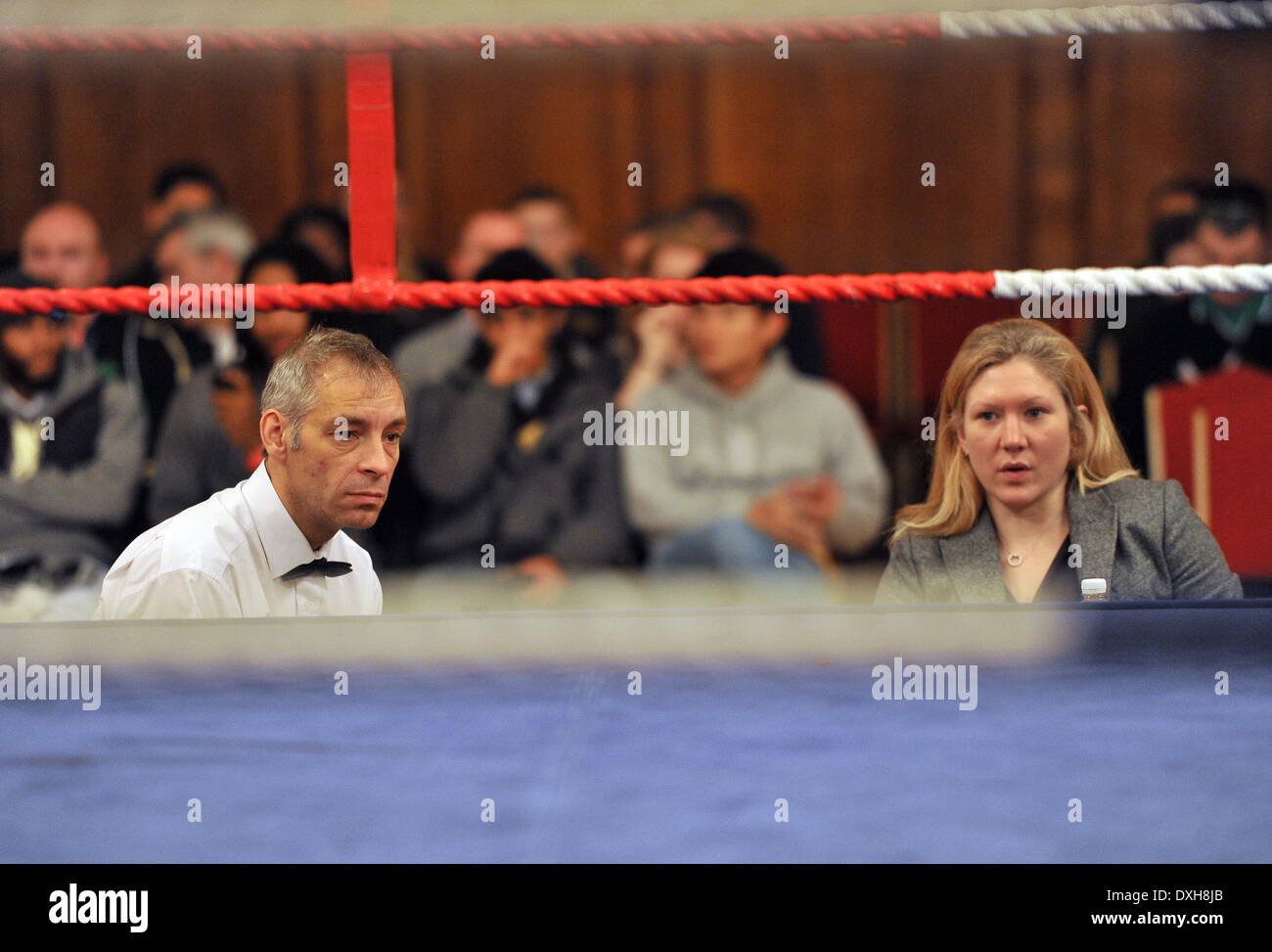 Atmosphere Mayor's Cup - Boris Johnson presents boxing prize at amateur ...