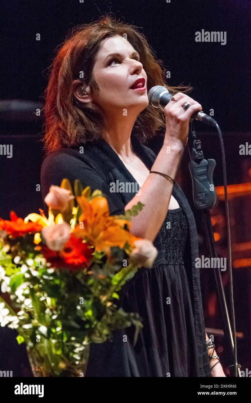 Margo timmins hi-res stock photography and images - Alamy